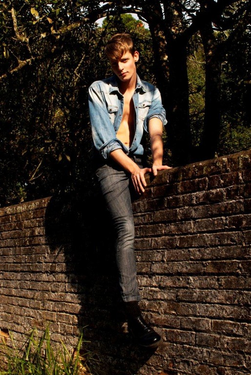GORGEOUS DANIEL GREIN – SWEET TASTE OF YOUTH